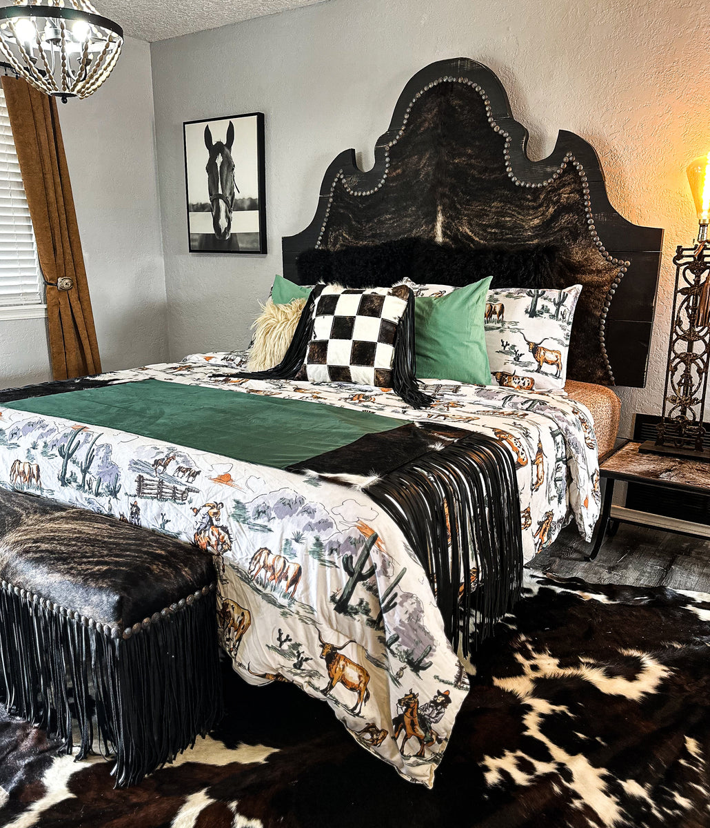 Cowboy Bed Runner – Red Dirt Revivals